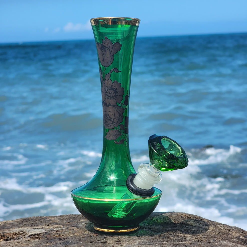 "Emerald Opulence" Vintage Glass Vase Bong – Bongs In Paradise